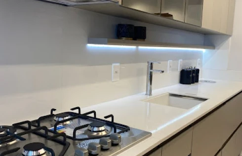 Apartamento 2 Quartos, 1 Suíte, 74m² - Kobrasol